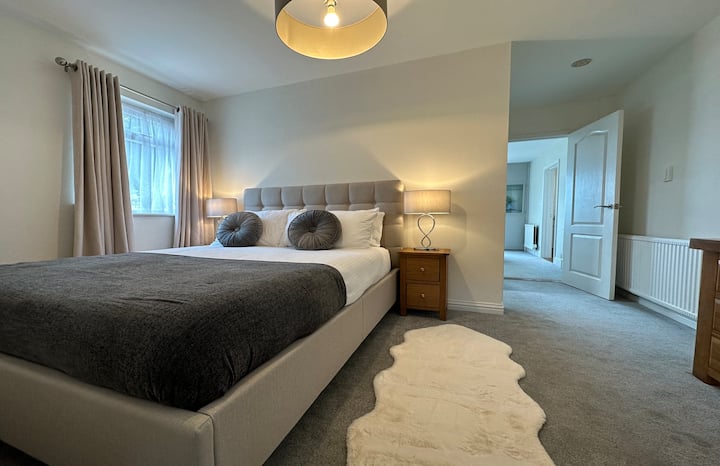 Modern Apartment Great Location - Jersey