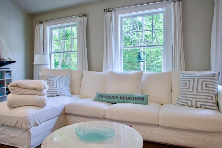 Feel At Home At Annette’s – A Coastal Retreat - Kennebunkport, ME