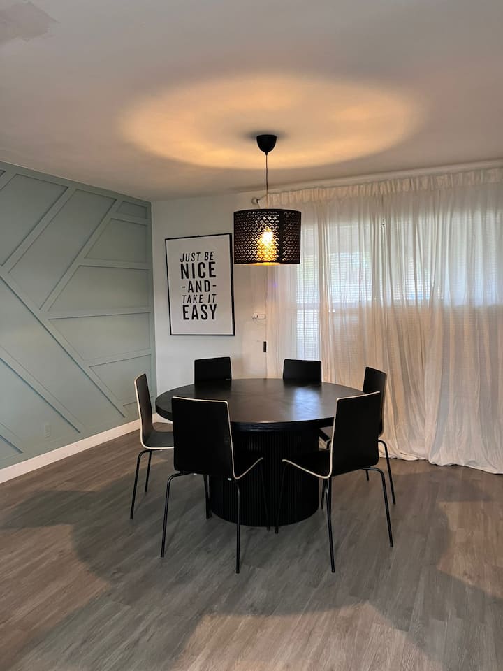 Cozy 3br Home - A Perfect Blend Of Comfort & Style - Pompano Beach, FL