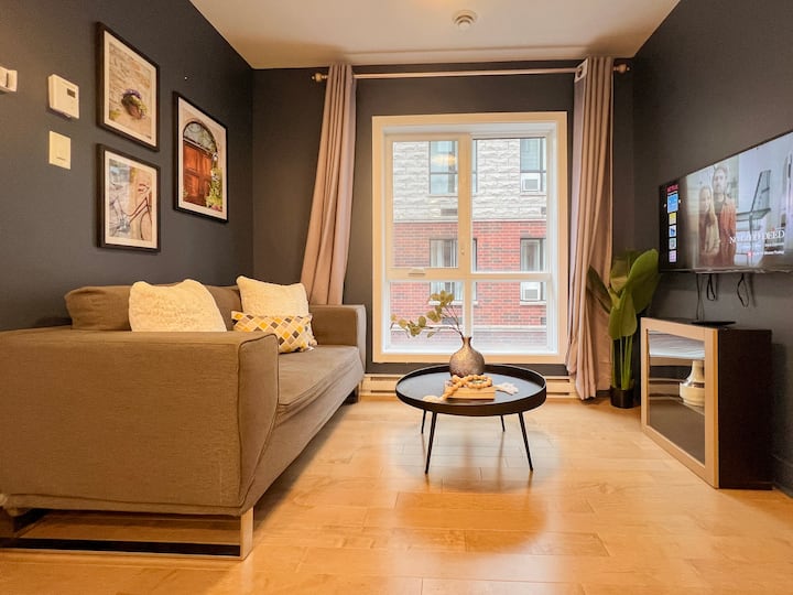 Peaceful Cozy Oasis 2br W/gym, Parking, Dt&airport - LaSalle