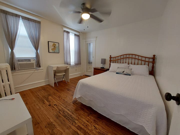 Spacious 3 Br Bungalow Apartment In Ac - Atlantic City, NJ