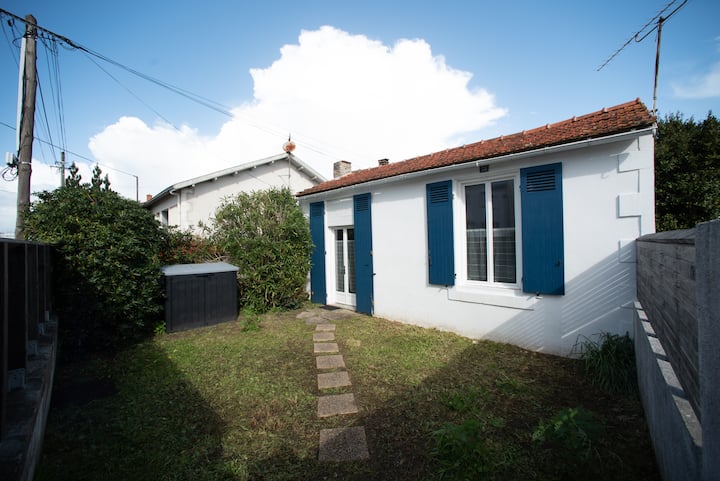 Charmante Maisonnette Avec Terrasse - Aytré