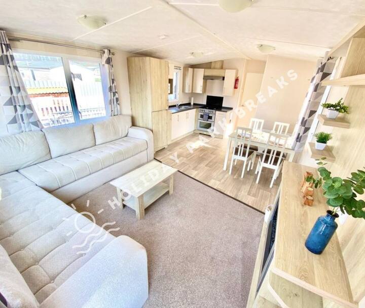 Spacious 2 Bed @ Seal Bay (Was Bunn Leisure) - West Sussex