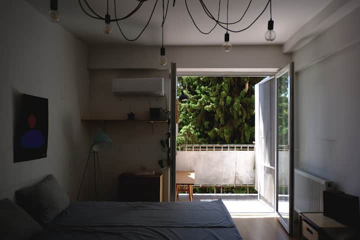 Sunny Apartment | Next To Mushtaidi Park And Metro - Tbilisi
