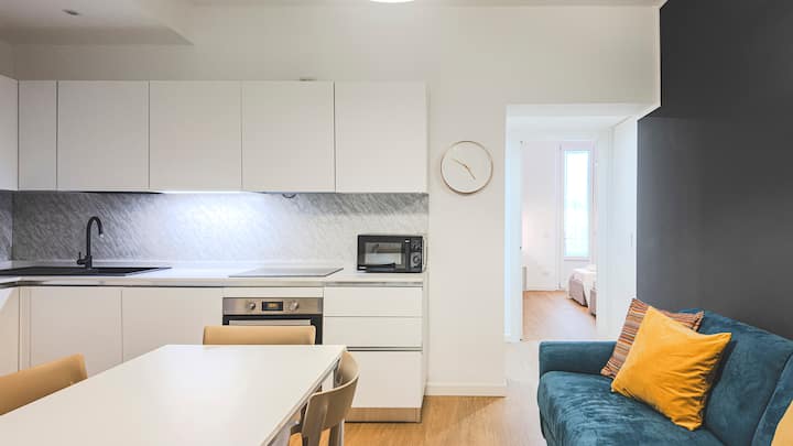 The Sanlorenzo Apartment Cenisio Sempione - Milan