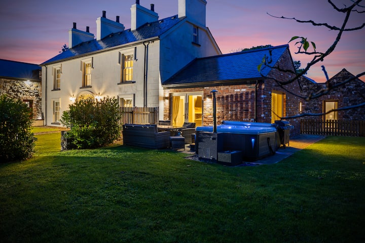 The Farmhouse At Corrstown Village By Ohso Stays - Portrush