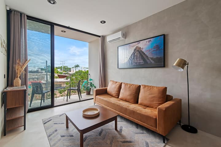 Modern Comfort & Style By Lahos - Mérida