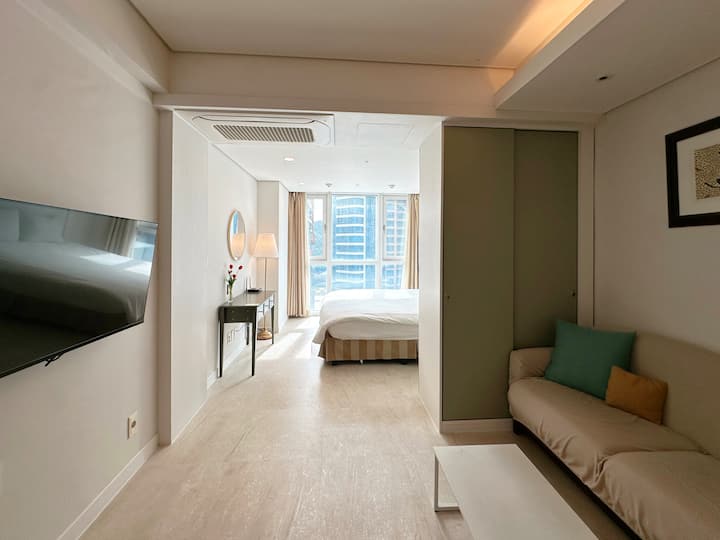[Hyoi Stay Centum Hotel] #36디럭스더블(리뉴얼) #벡스코앞 #요트할인 - Busan