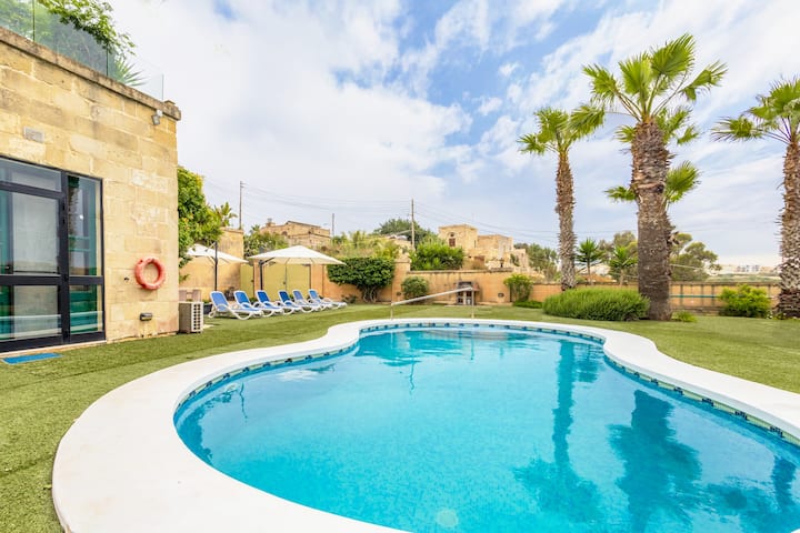 Villa Zest - Malta