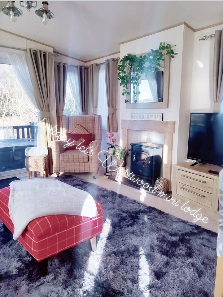 Tj's Westwood Mini Lodge Fl3 - Woodhall Spa