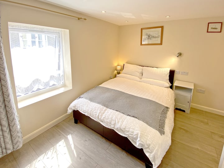 Ensuite Room And A Shared Kitchen/living Room - Oxford