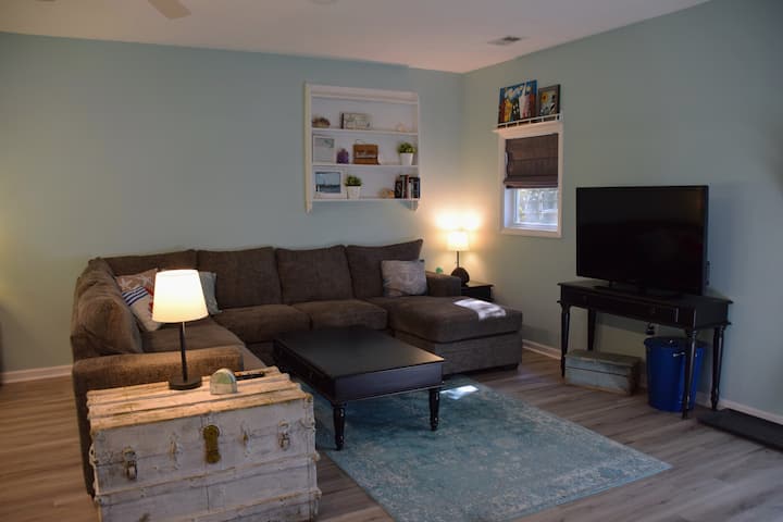The Cottage @ Ballantyne - Piper Glen Drive – Charlotte