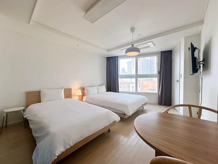 ｜W12｜#요트3만원할인권#클럽디오아시스35%할인#엘시티와해변1분#넷플릭스#청결#취사가능 - Busan