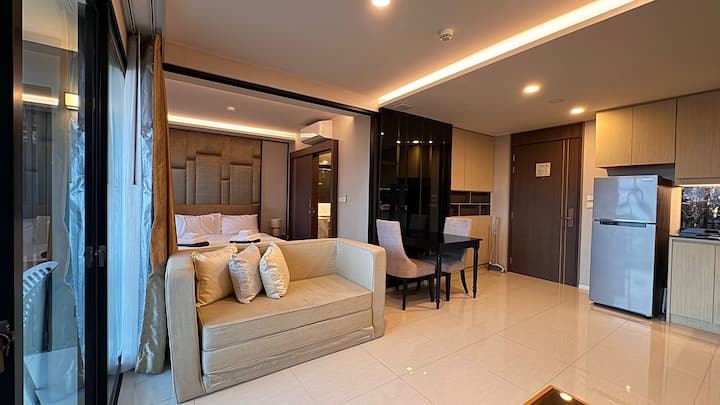 Sea View Glimpse Corner 1 Bed At Surin - Thailand