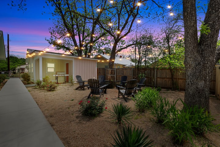Hot Tub-king Bed-2 Blks To Main! - Augusta Vin, Fredericksburg