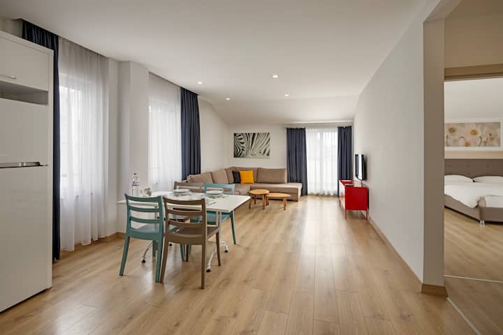 Antalya Center 2+1 Apartment + - Antalya