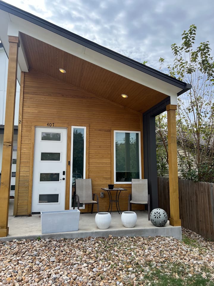 Bright And Stylish Modern Home - Great Hills - Austin