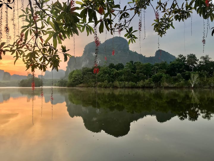 Aonang Beach Just 350 Meters Away. Deluxe Room - Ao Nang