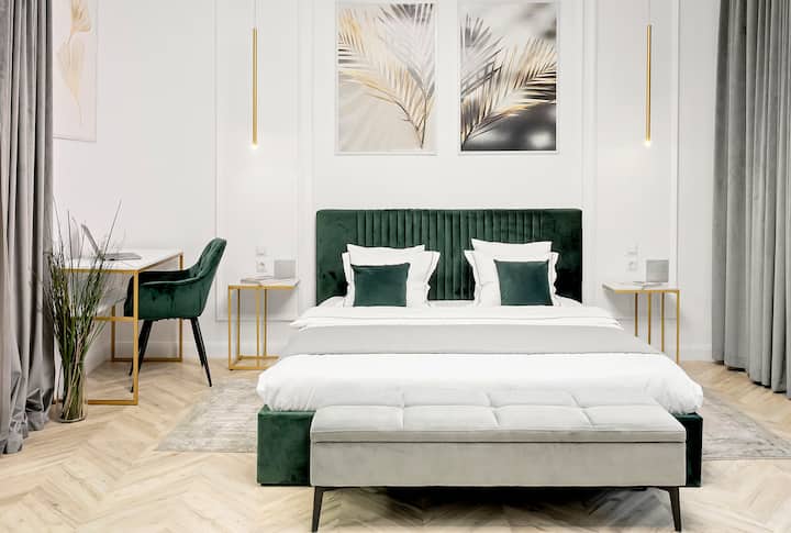 Garden Villa High Ceilings  | Free Parking - Bucarest