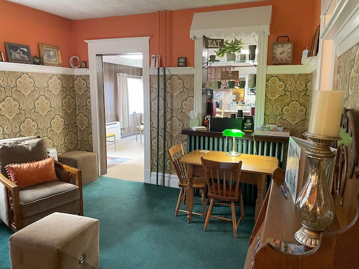 Vivian's Room - Cf Mountain Inn (Atv/psu/hiking) - DuBois, PA