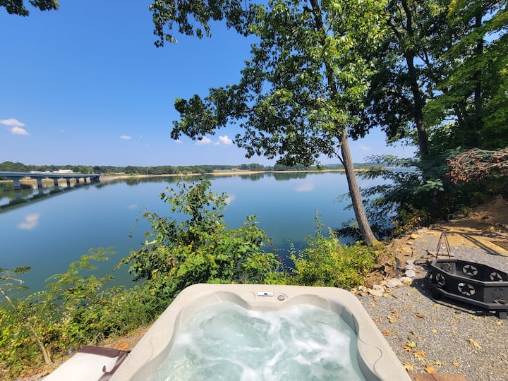 Lakefront - Waters Edge! - White Pine, TN