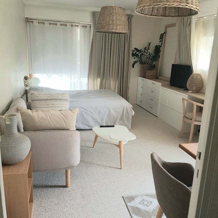 50 M De L'embarcadère Et Plage
Chambre Privée 26m2 - Belle-Île-en-Mer
