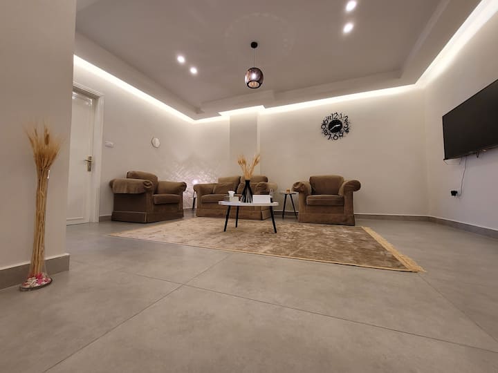 A Spacious 2-bedroom Apartment - Amman
