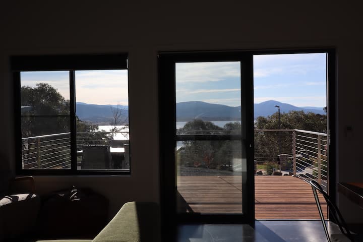 #2 New Modern Cabin With Amazing Views Over Lake - Jindabyne