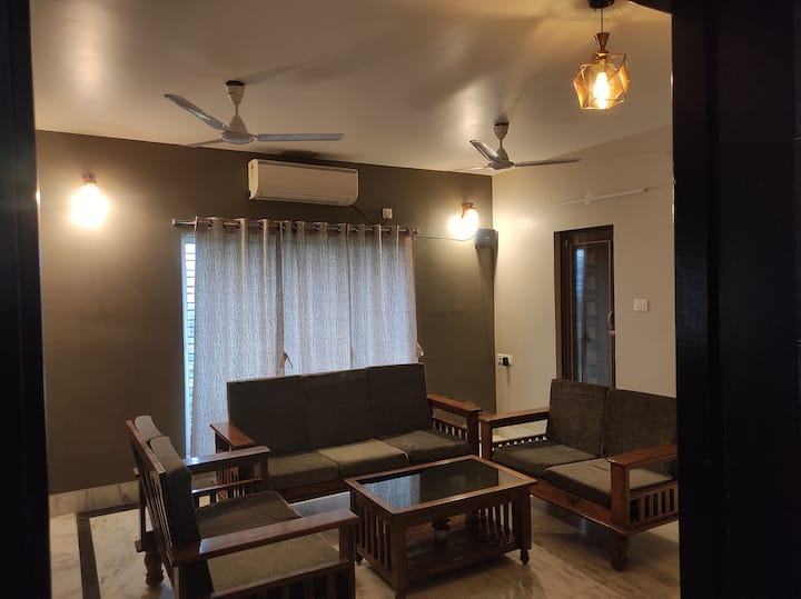 Stylo Stays | 3 Mins Drive From Biswa Bangla Gate - 加爾各答
