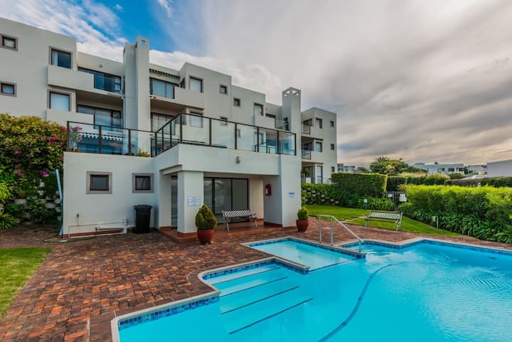 Arrowood Beach & Town Apartment - Plettenberg Bay