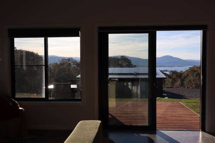 #4 New Modern Eco Cabin With Fantastic Views - Jindabyne