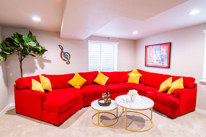 Remodeled Littleton Home | Fire Pit & Yard - Highlands Ranch, CO