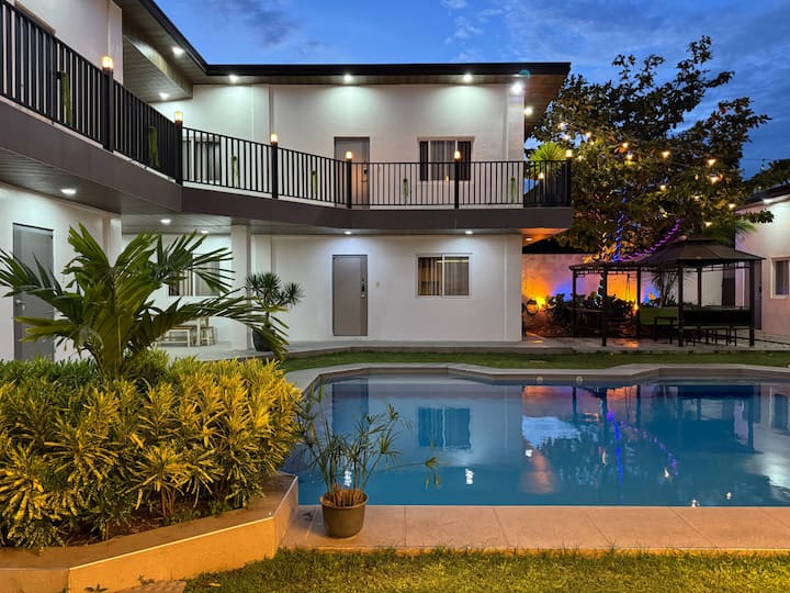 Jm Villa Grande C10(10bdr 1livingr Bbq Haus 20pax) - フィリピン