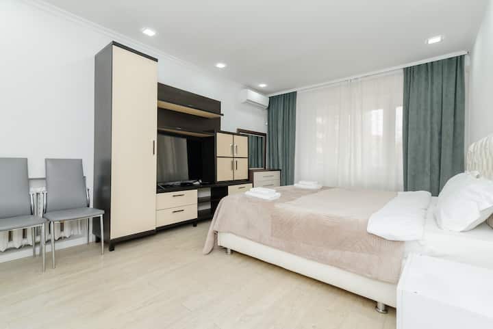 Appartement Confortable De 2 Chambres Au Cœur De La Ville - Chișinău