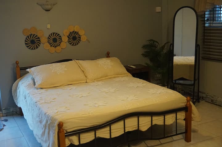 Captain's Quarters Studio - Mauritius