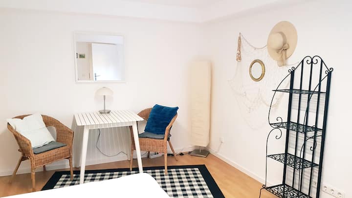Privatzimmer "Beach" Im Souterrain In Schilksee - Kiel