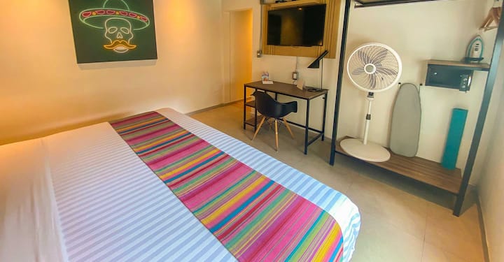 King Size Bed With Equipped Kitchenette In Cdmx - Mexico City