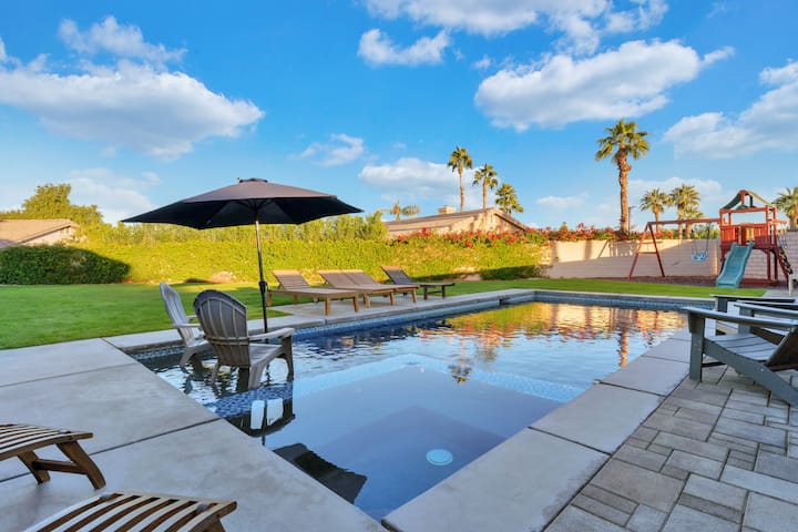 Family Oasis W/ Swingset! 35 Min. To Joshua Tree! - Indio, CA