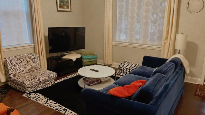 Charming Condo Near The Nelson - Mission, KS