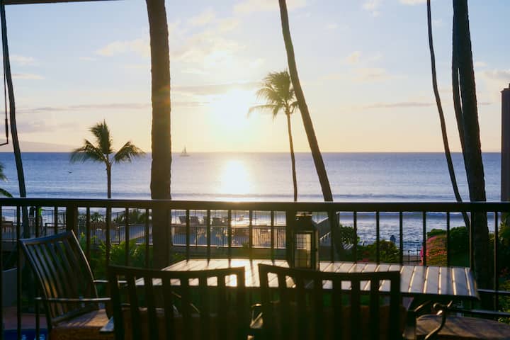 Spectacular Oceanfront Sunset Condo West Maui - Maui, HI
