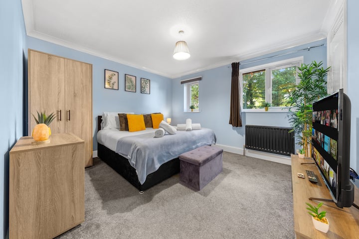 Cozy 1-bed Near Harry Potter Studios, Free-parking - Watford