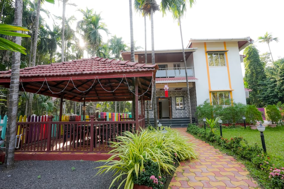 Alibag Villa Holiday Rentals - Maharashtra, India | Airbnb