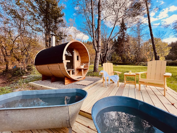 Creekside! Sauna, Cold Plunge, Hottub, Solo Stove! - État de New York