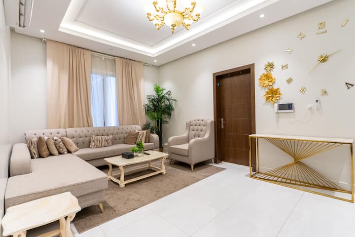 شقة عصرية غرفتين نوم بجوار حديقة الورود جدة - Jeddah