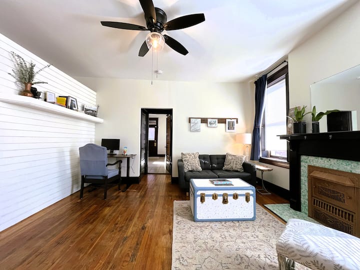 Bright, Airy 2nd Floor, Central Spot, Pets Welcome - STL Zoo, St. Louis