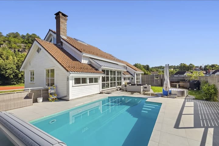 Mansion A Few Steps From Sea With Access To Beach - Kristiansand