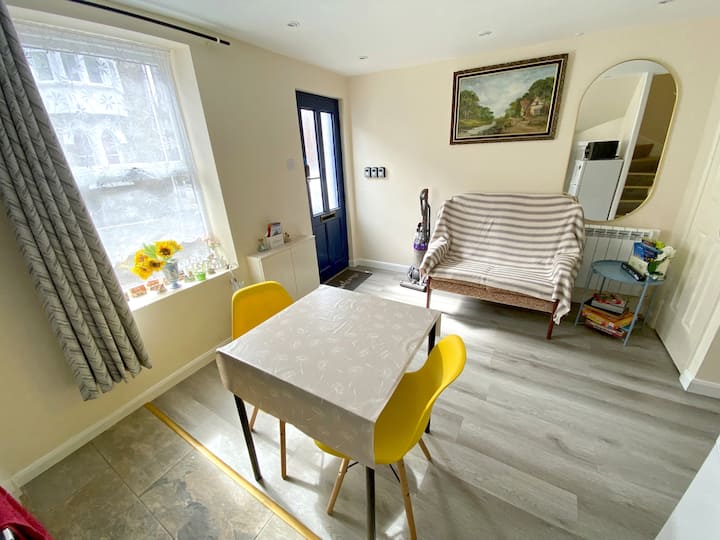 Ensuite Bedroom (Private Garden, Shared Kitchen) - Oxford