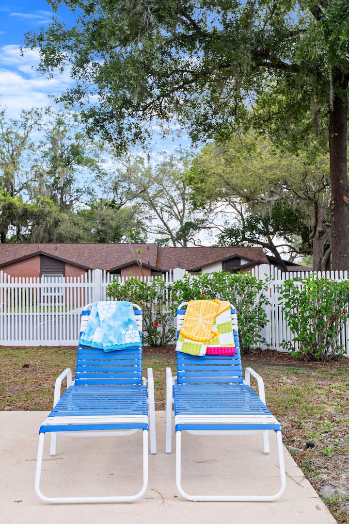 Pet Friendly-pool Villa 2 Miles From Usf & Moffit - Temple Terrace, FL