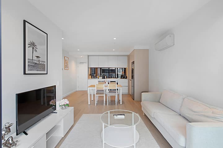 Prime Location/ Luxurious Pool&gym - Australië