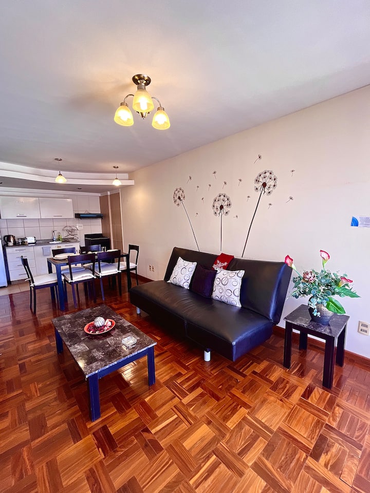 Calacoto Gem |Warm~washer~kitchen|2 Blocks To Ave - La Paz